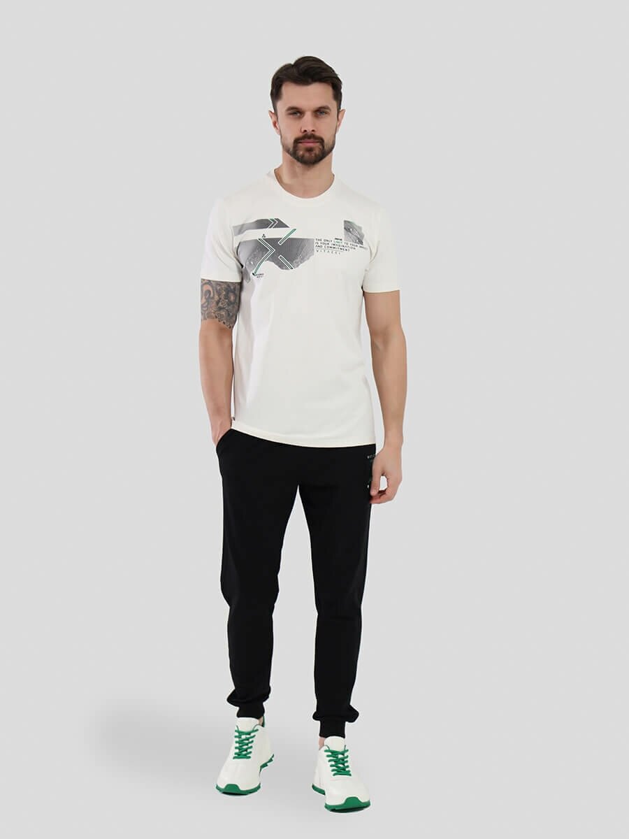 Костюм спортивный