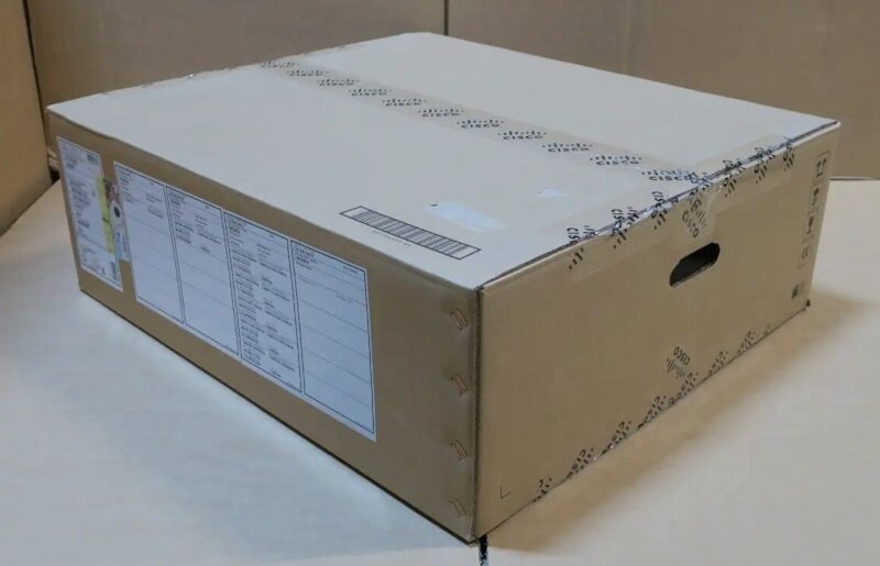 Cisco N9K-C93180YC-FX