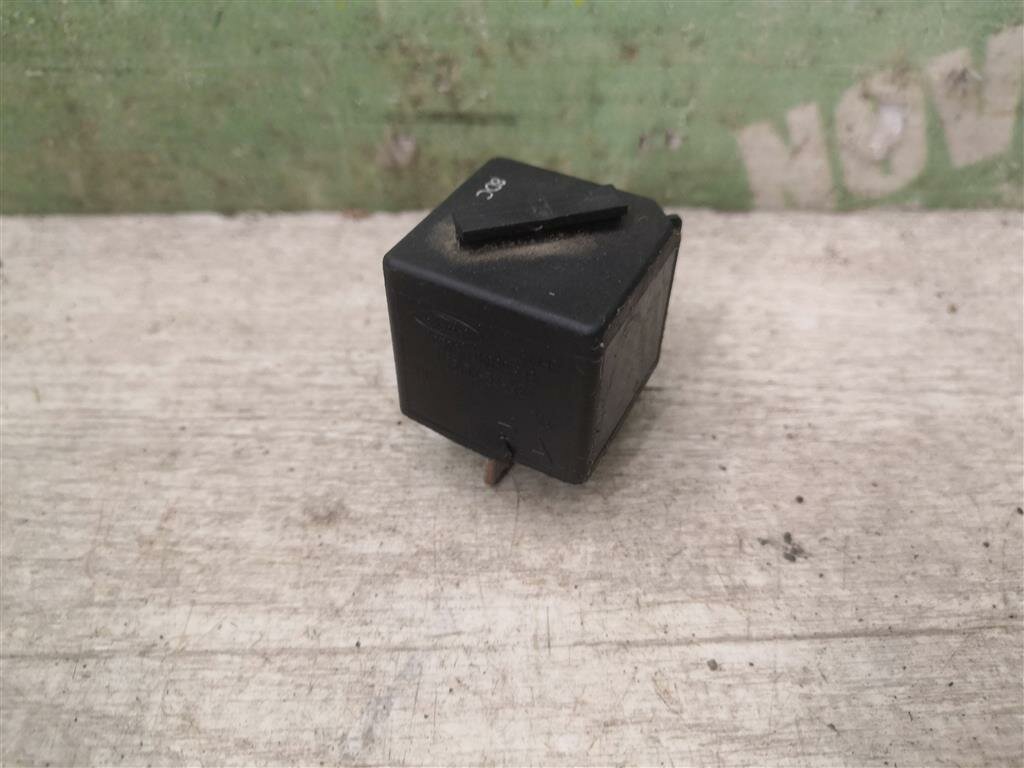 Реле Ford Escort /Orion 1995-1998