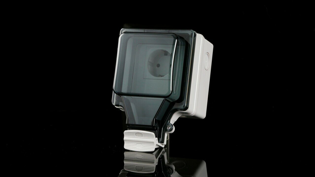 Socket, 1-Gang, 16A, IP66, ABS Material (YR86-SR) Розетка садовая одинарная влагозащищённая