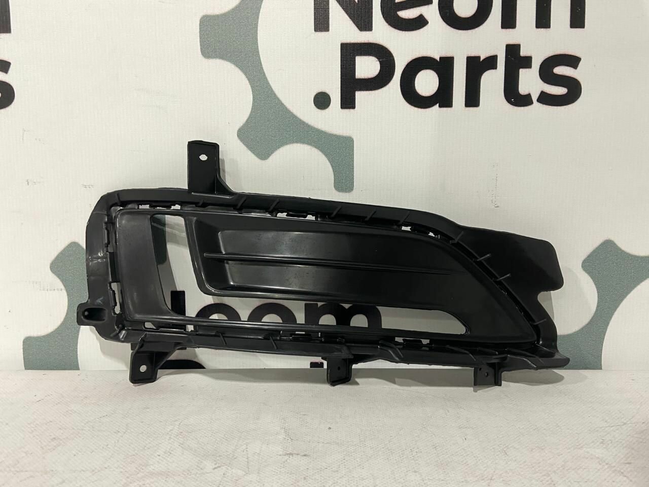 Накладка (оправа) птф прав. Hyundai Tucson 3 2018-2021, Neom.Parts