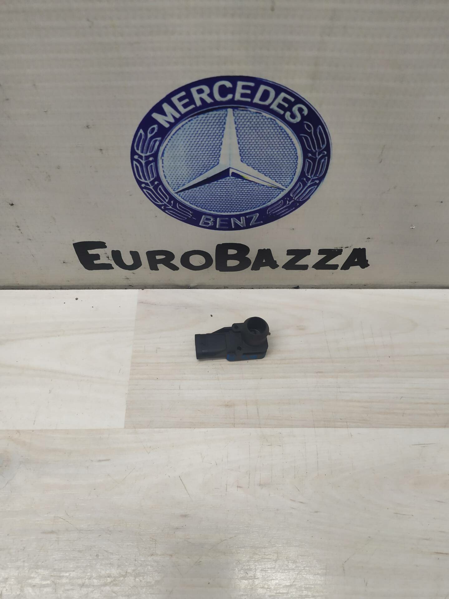 Датчик давления вакуумного усилителя Mercedes W212 A0065422518