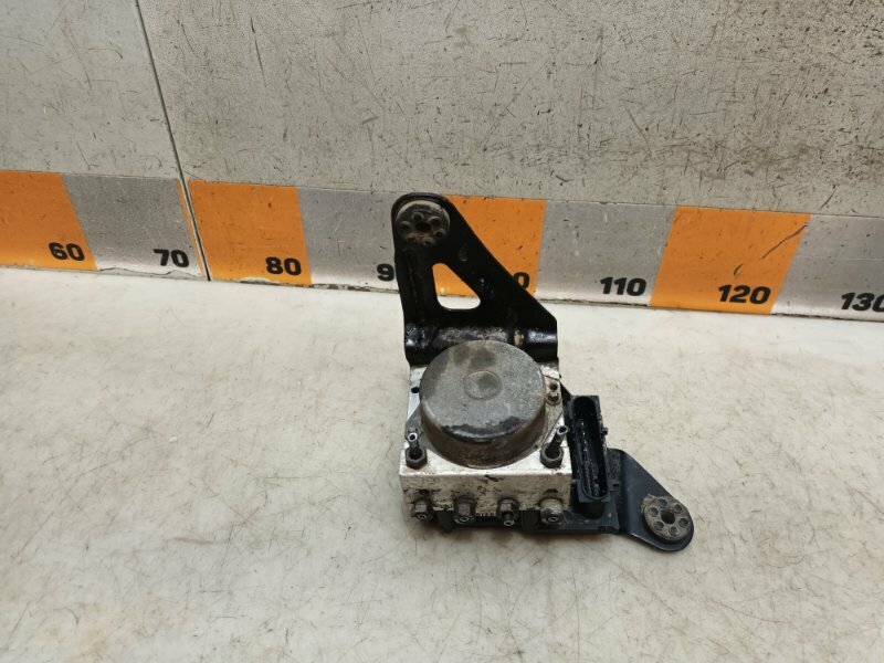 Б/У Блок АБС Блок предохранителей Renault Megane 2008 2 455761 RENAULT арт. 8200737985, 0265232067