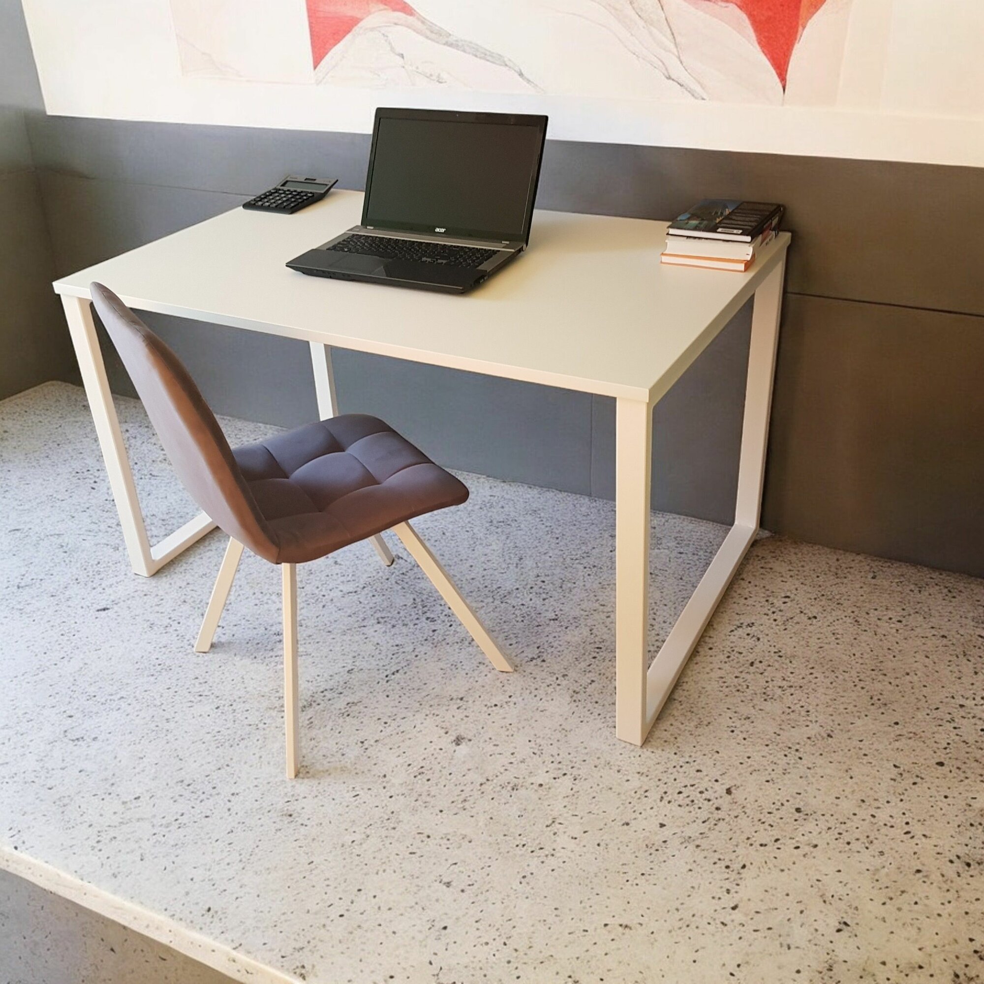 Игровой компьютерный стол/ Лофт, 130*80 см, цвет столешницы Белый, Ножки лофт белые