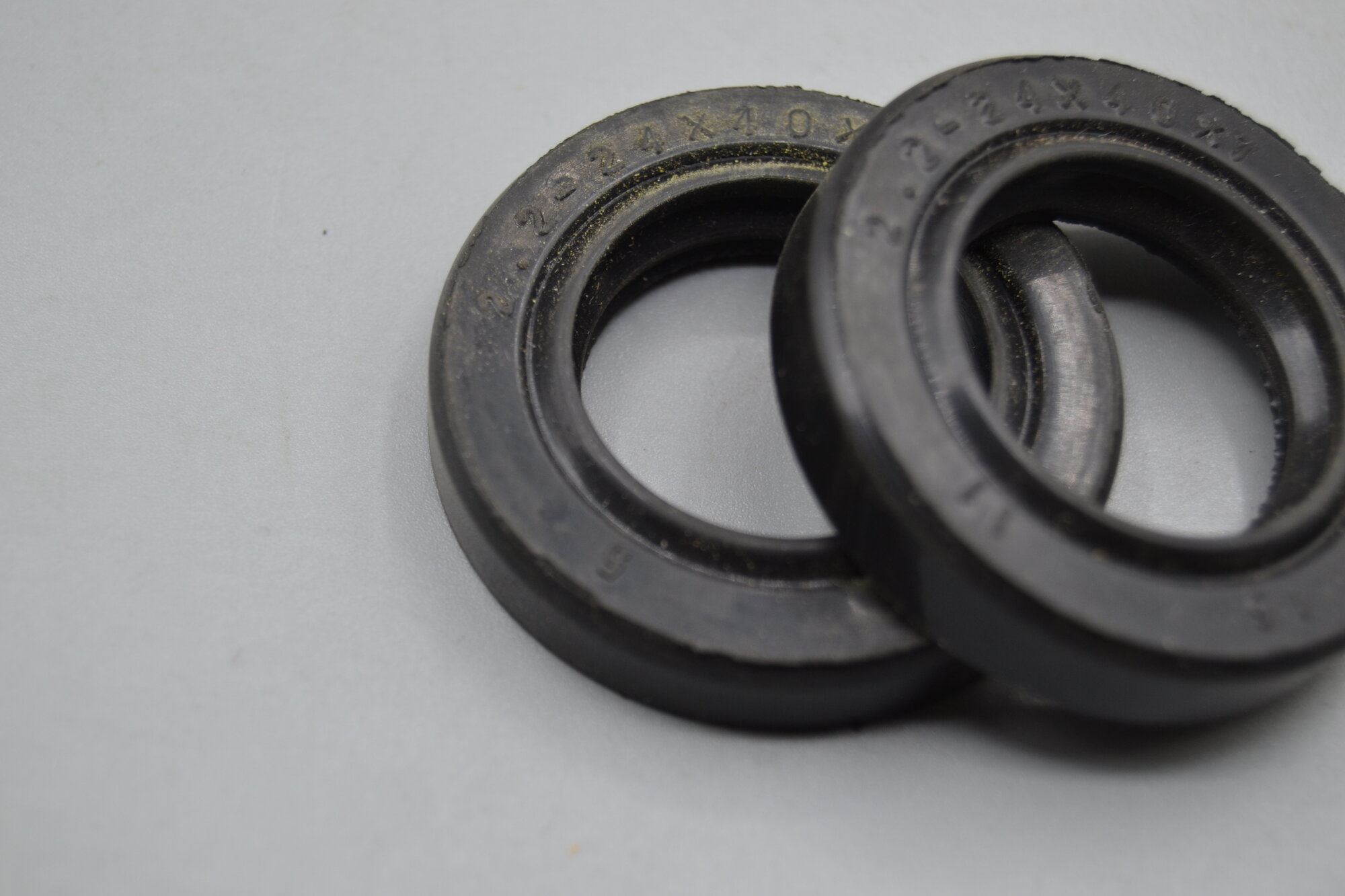 Манжеты сальники 24x40x7, (2шт)