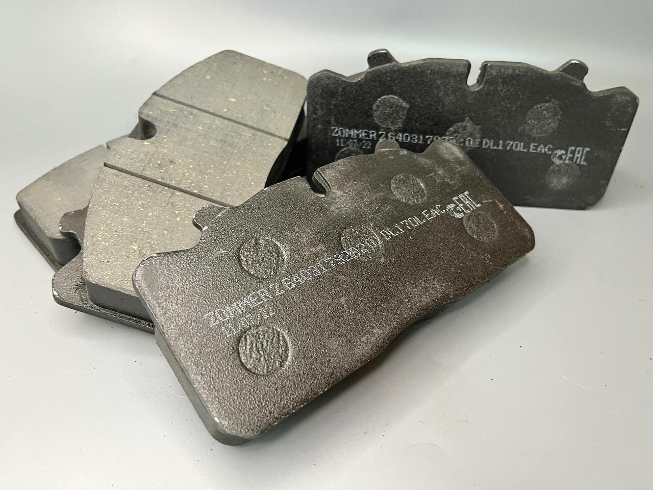 Колодка тормозная ГАЗон Next, ПАЗ Вектор Next пер/зад (к-т 4 шт) ZOMMER