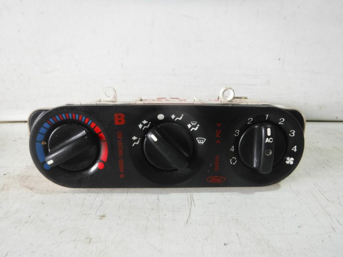 Блок управления отопителем Ford Mondeo II (1994—2001) 1027804