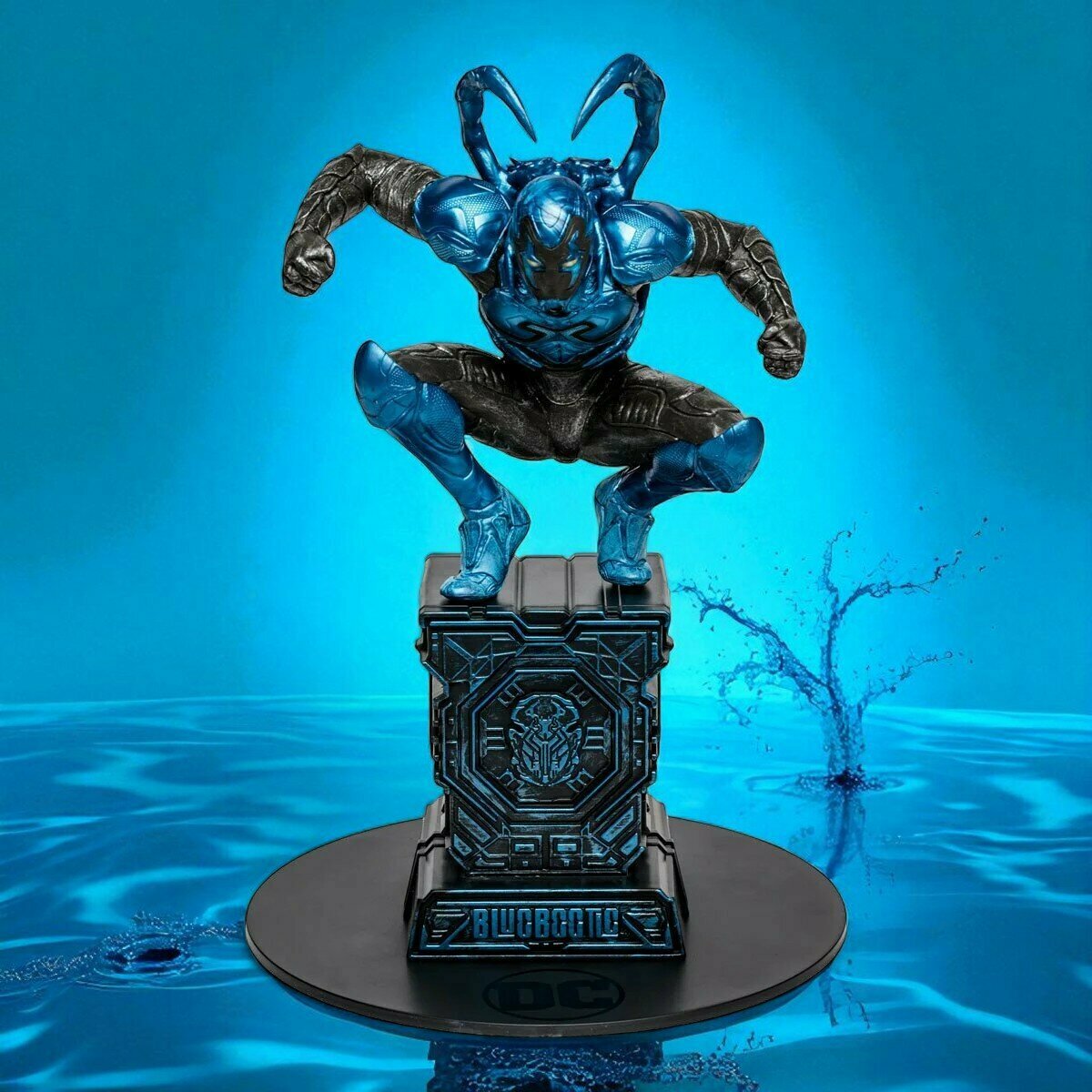 Фигурка Синий Жук "DC Comics" от McFarlane Toys, коллекционная статуэтка высотой 30 см