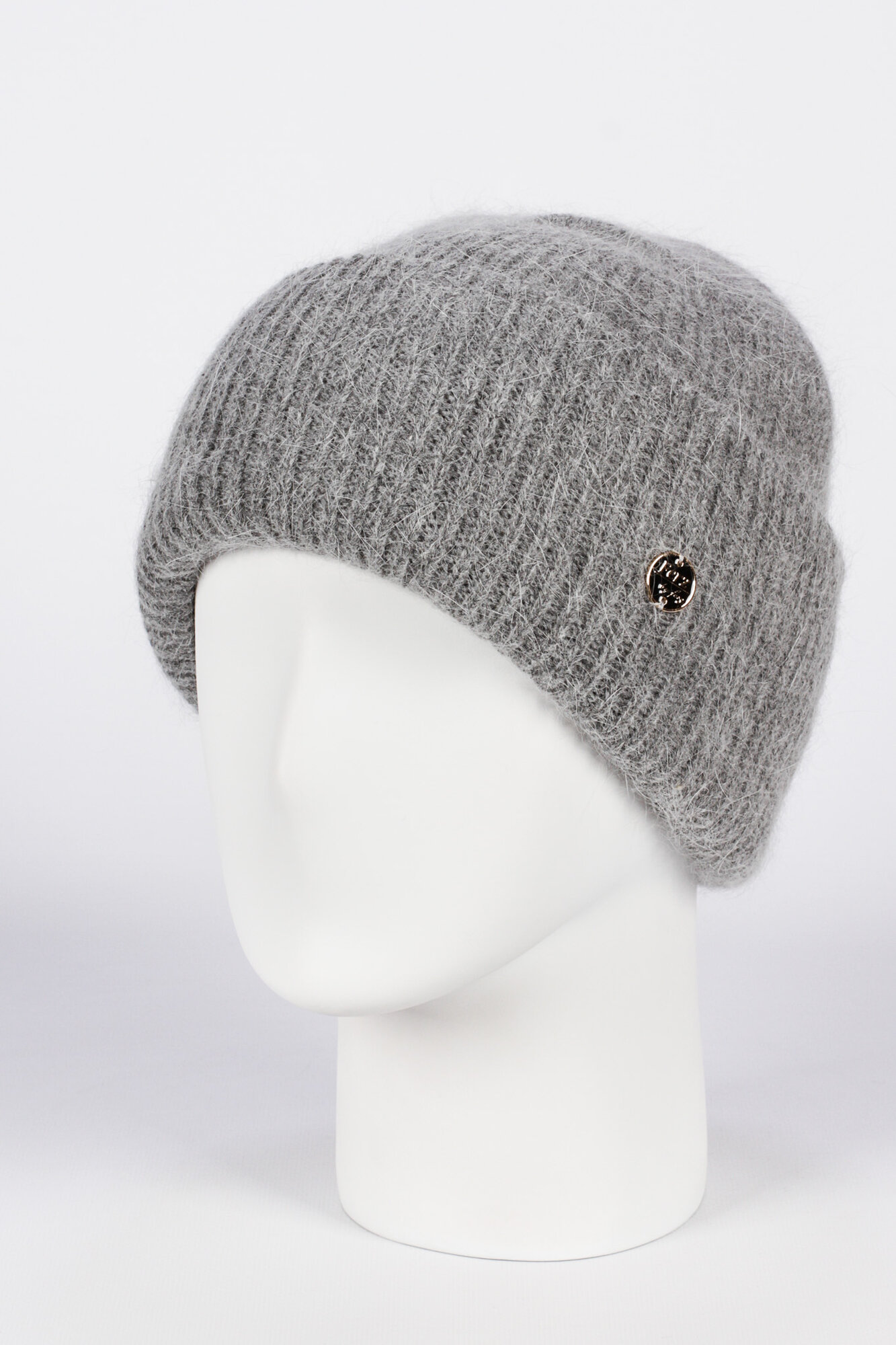 Шапка для женщин