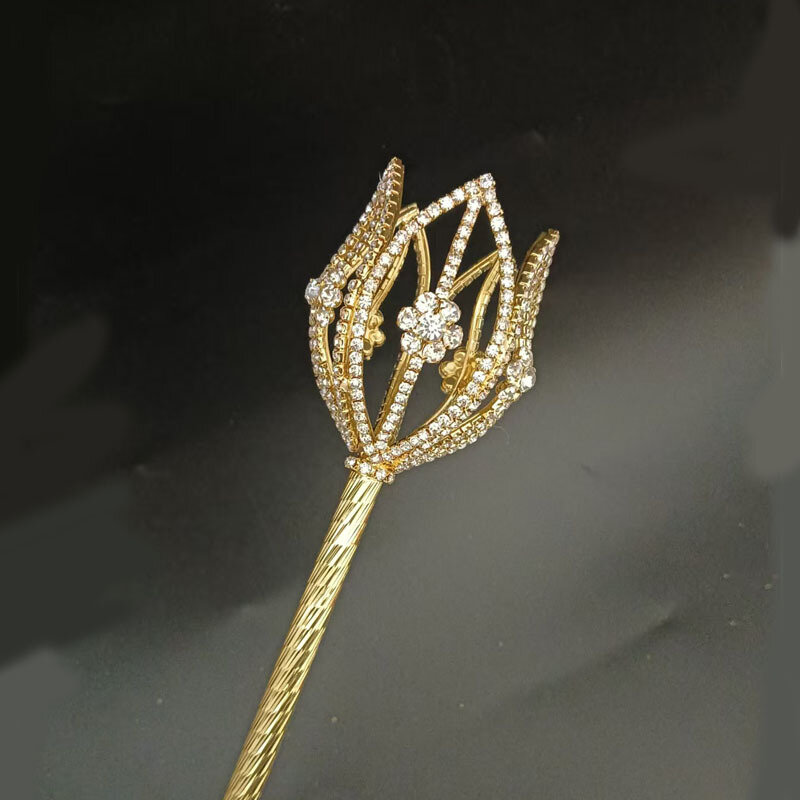 2026 Металлический Скипетр Дизайн Макияж Костюмные Аксессуары Тюльпан Геометрический Полый Волшебная Палочка Аксессуары для Церемонии Награждения