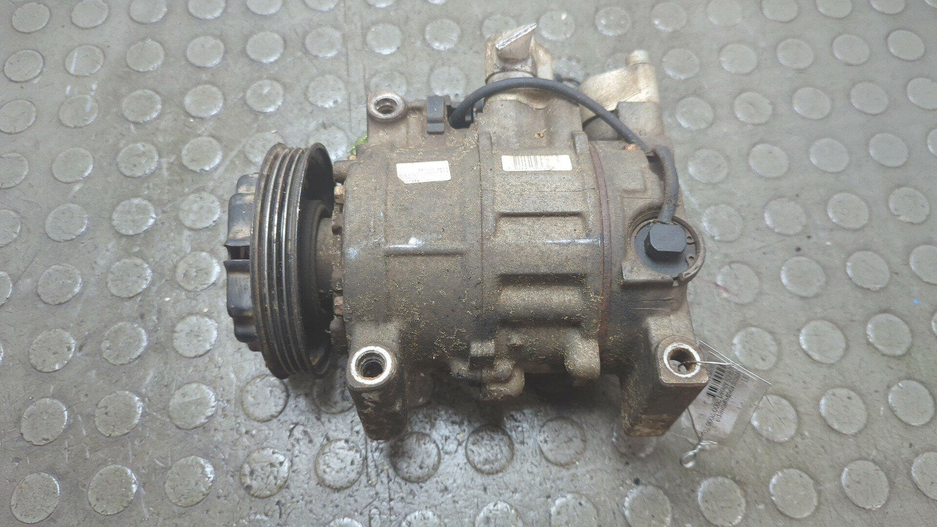 Компрессор кондиционера Audi A6 (C5) Allroad Б/У
