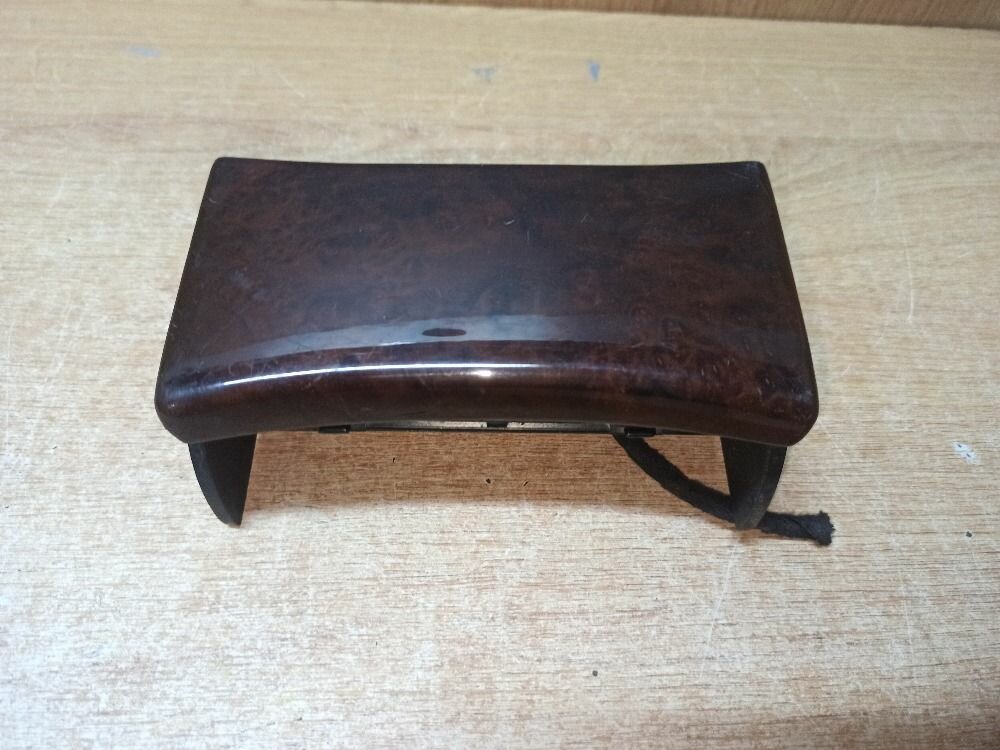 Пепельница Volkswagen Passat B5 3B0857961