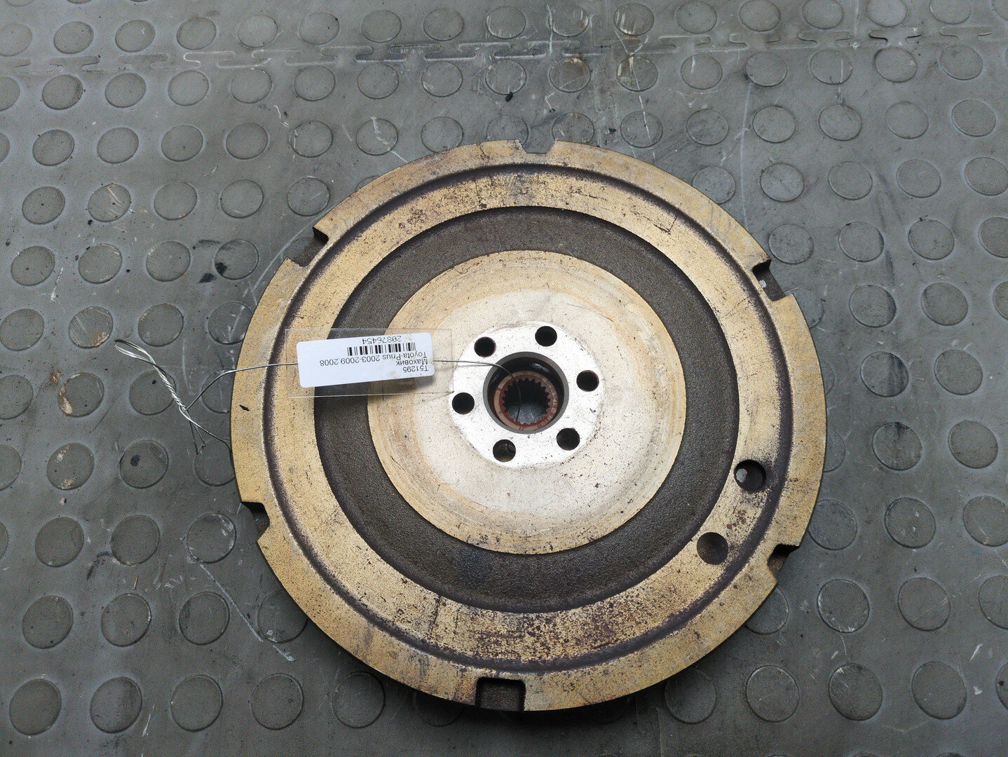 Маховик Toyota Prius Б/У