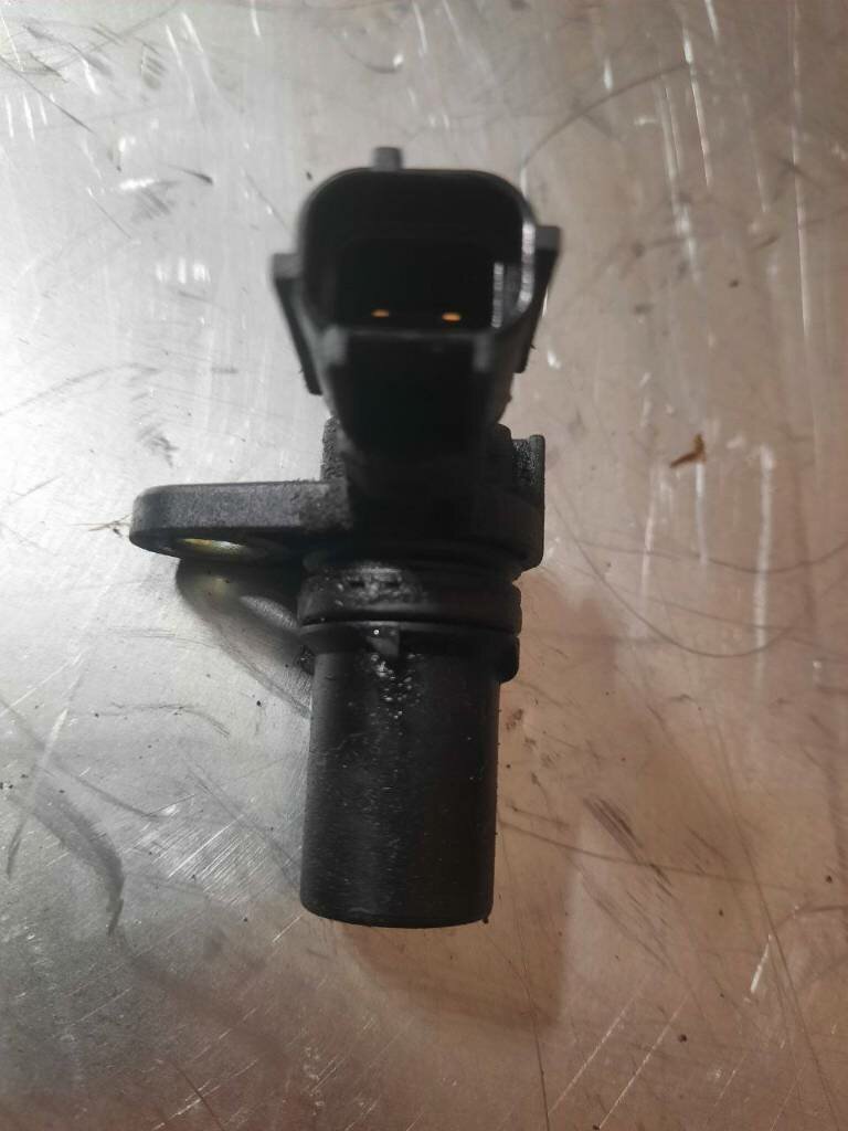 Датчик распредвала Ford Mondeo 3 рест. 2004 1S7F12KO73AD