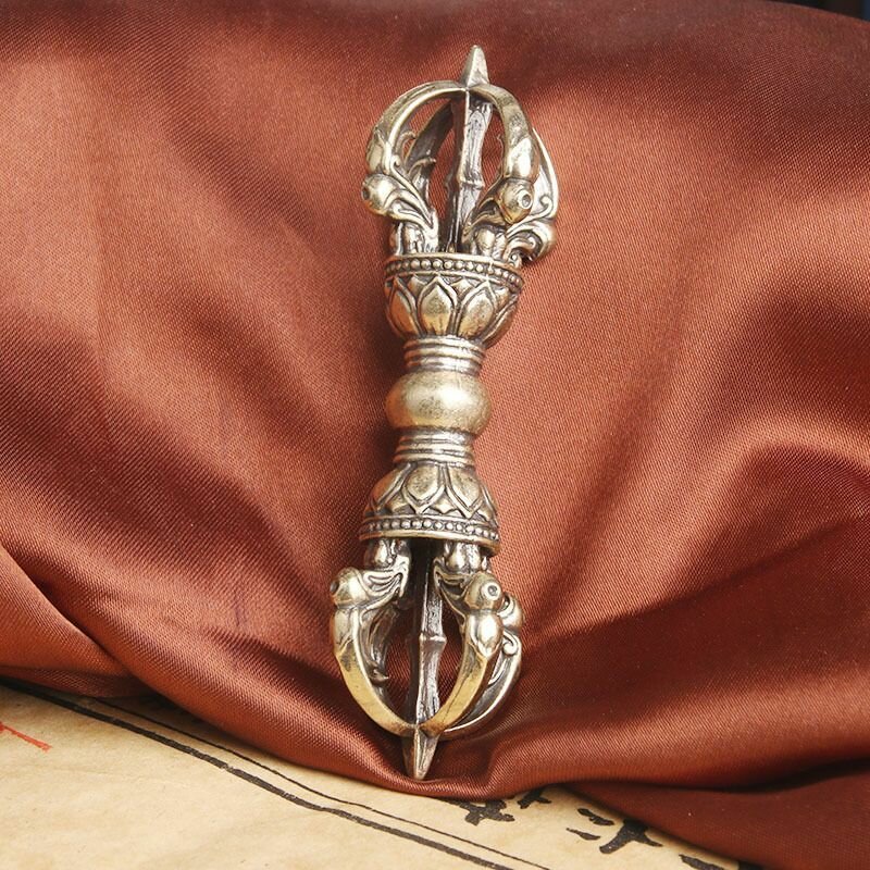 Ваджра, бронза, Китай (8,8*2,7 см.)