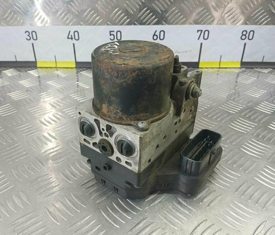 Блок ABS Б/У для SUBARU Tribeca WX (2004—2007) 27596XA01A