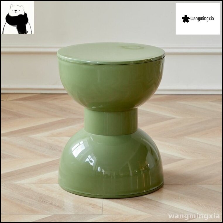 Эксклюзивный зеленый стол 36x36 см из металла и пластика со столешницей ДПК