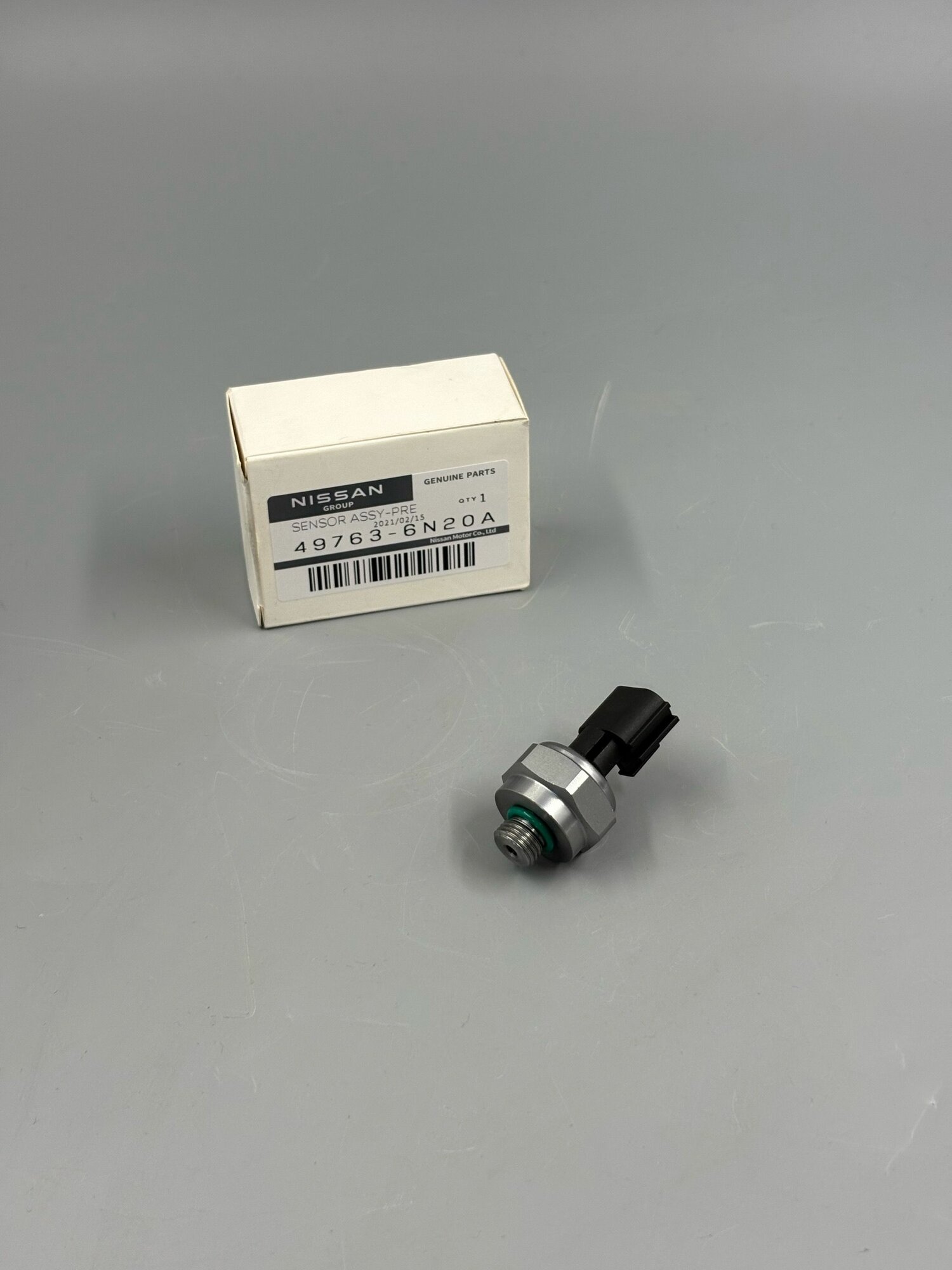 Датчик давления гур Nissan 49763-6N20A оригинал