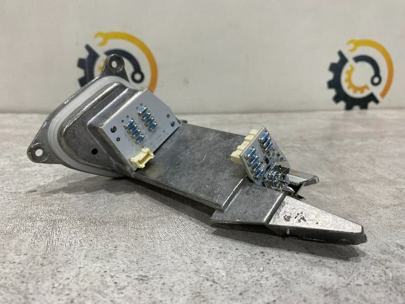 Светодиодный модуль указатель поворота левый BMW X5 F15 F85 X6 F16 F86 63117381453