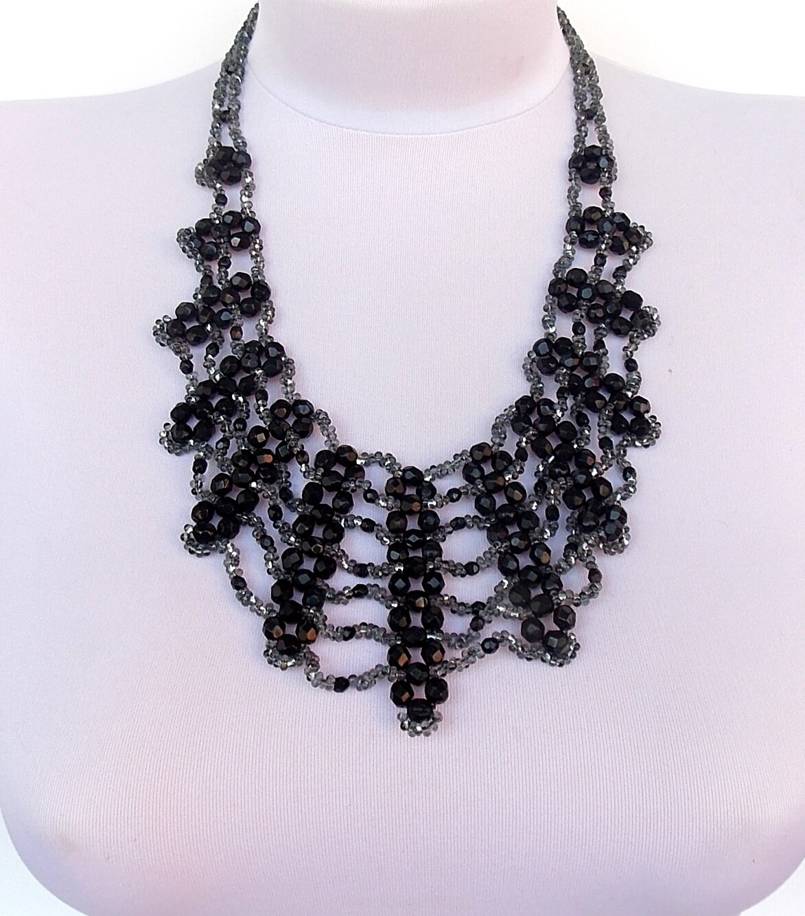 Колье, стекло, бисер