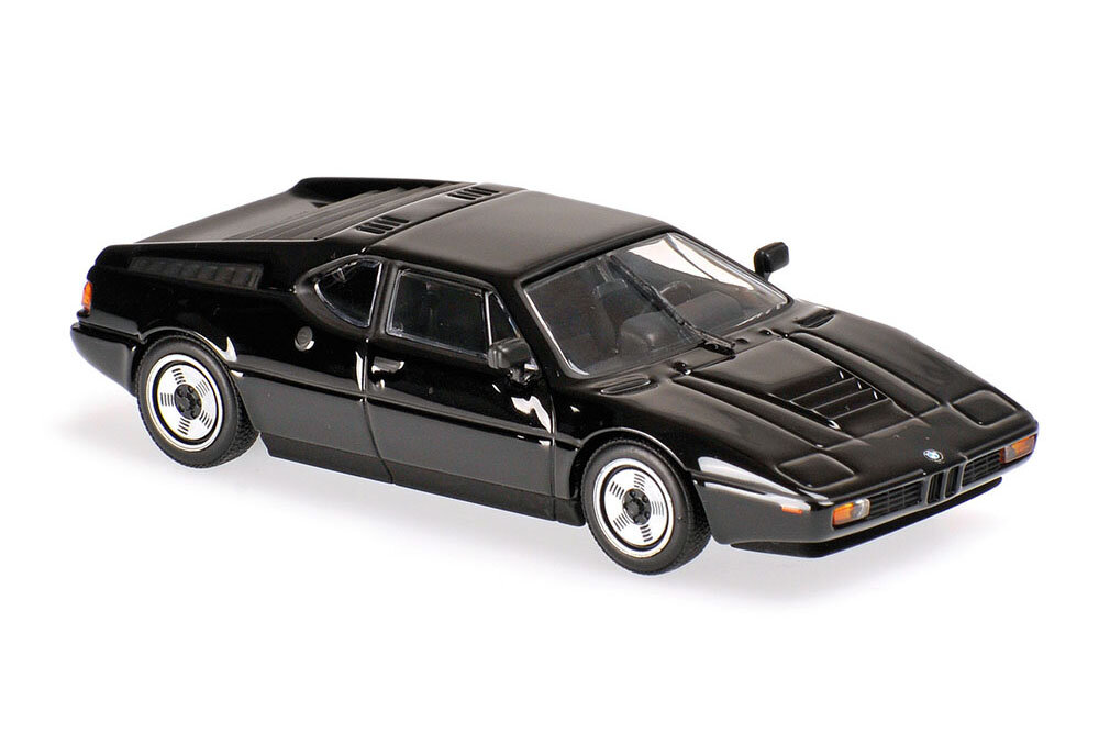 Модель коллекционная MAXICHAMPS Bmw M1 1979 / бмв М1 черный