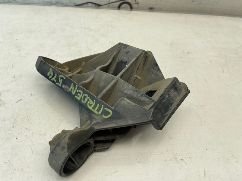 Б/У Кронштейн троса КПП Citroen C-Elysee 2013 D EC5 47203 Peugeot-Citroen арт. 2437C6