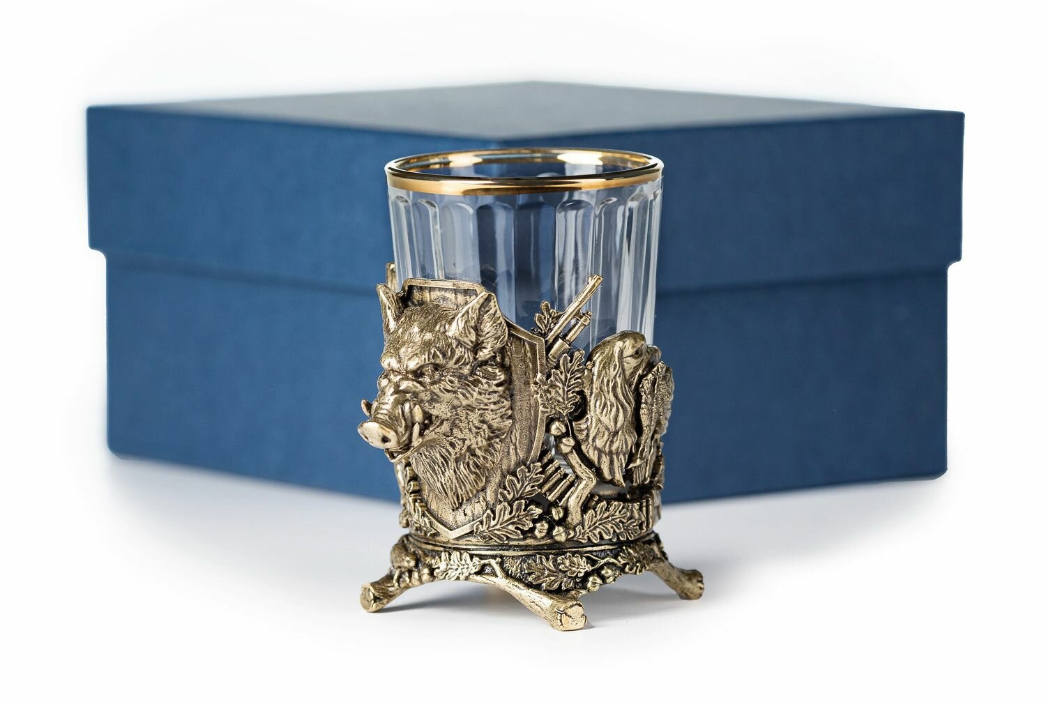 Стопка подарочная мужчине "Охота-кабан". Ручная работа Россия.