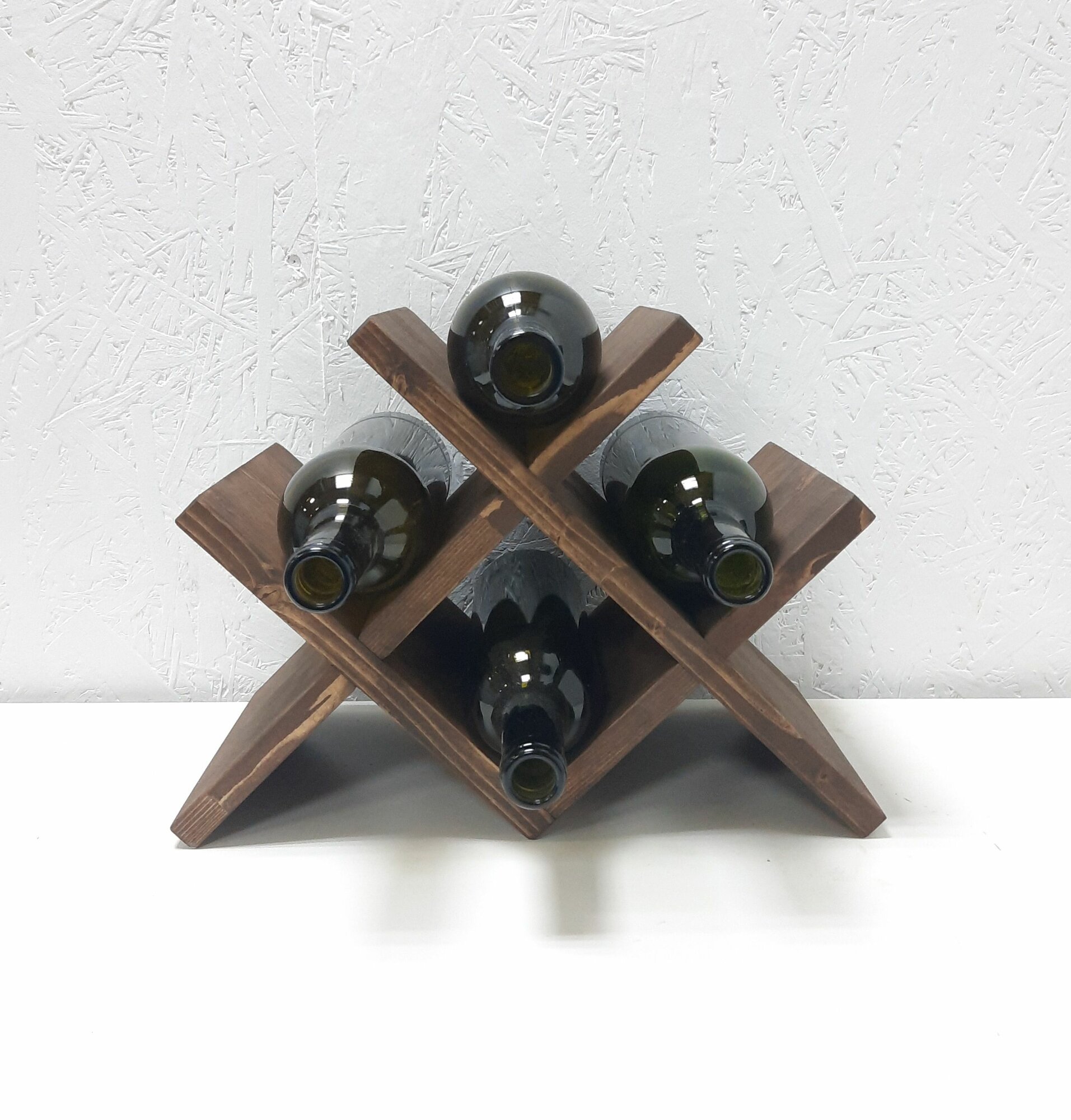 Полка для вина на 4 бутылок из дерева. Винная подставка. Стойка для вина и шампанского. Грецкий орех.