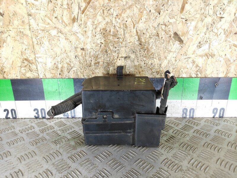 Блок предохранителей моторный KIA Shuma 2001-2004 0K2RA67JB0