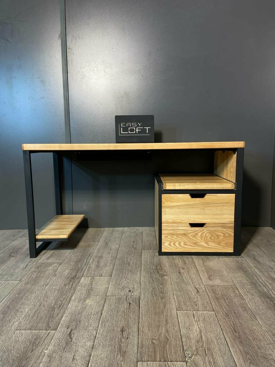 Компьютерный стол лофт Urban Comp-T-02Y с тумбой, массив ясеня, 140x60x75см.