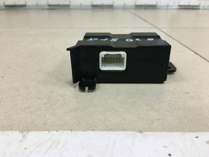 Блок электронный Nissan Tiida C11 2007-2014