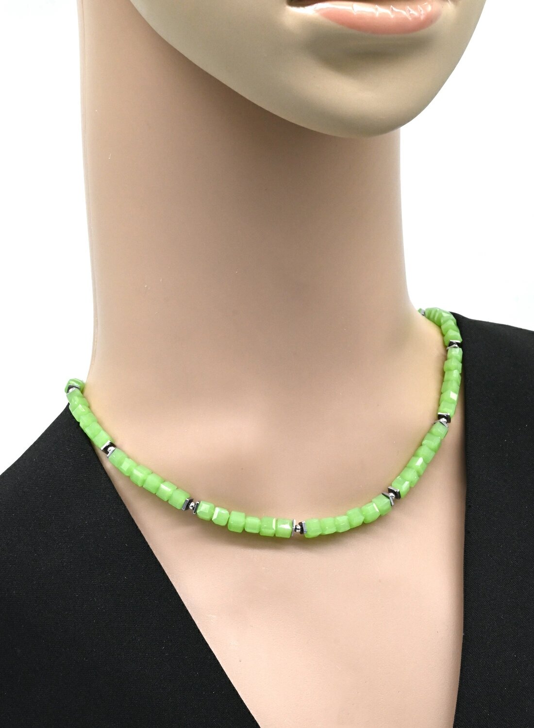 Чокер, циркон