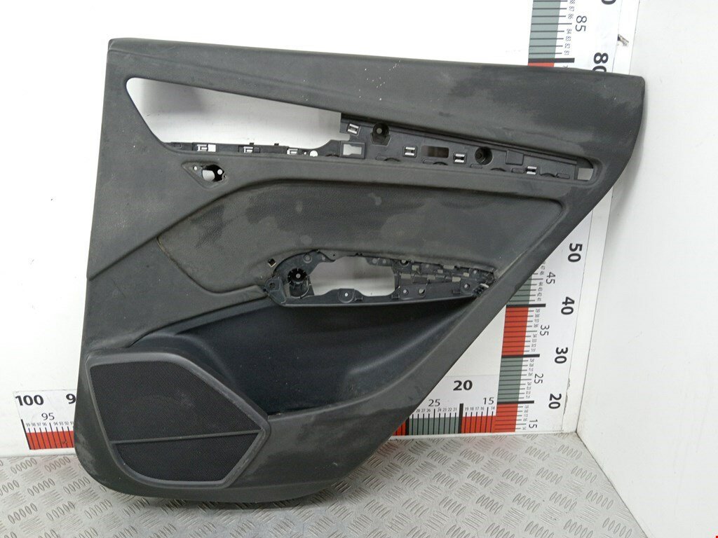 Обшивка (карта) двери задней правой Audi Q5 FY 80A867488 арт. 2252774