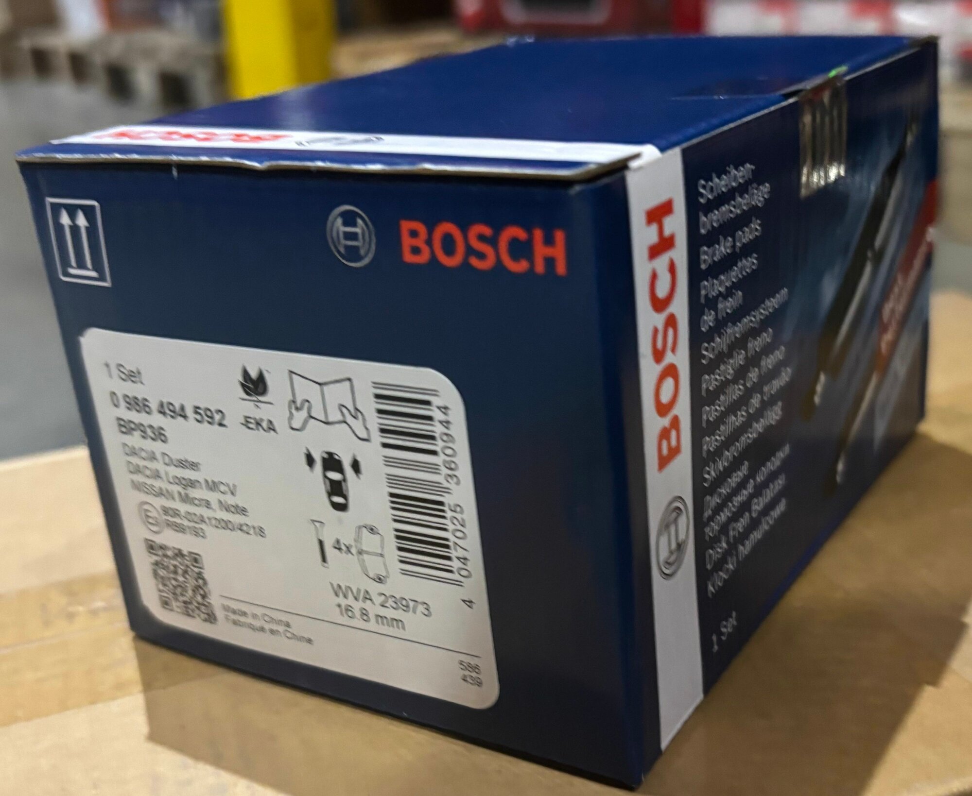 Колодки тормозные передние (4шт.) Bosch Арт.0986494592 / лада Vesta, Largus RENAULT Logan, Clio NISSAN Micra, Note