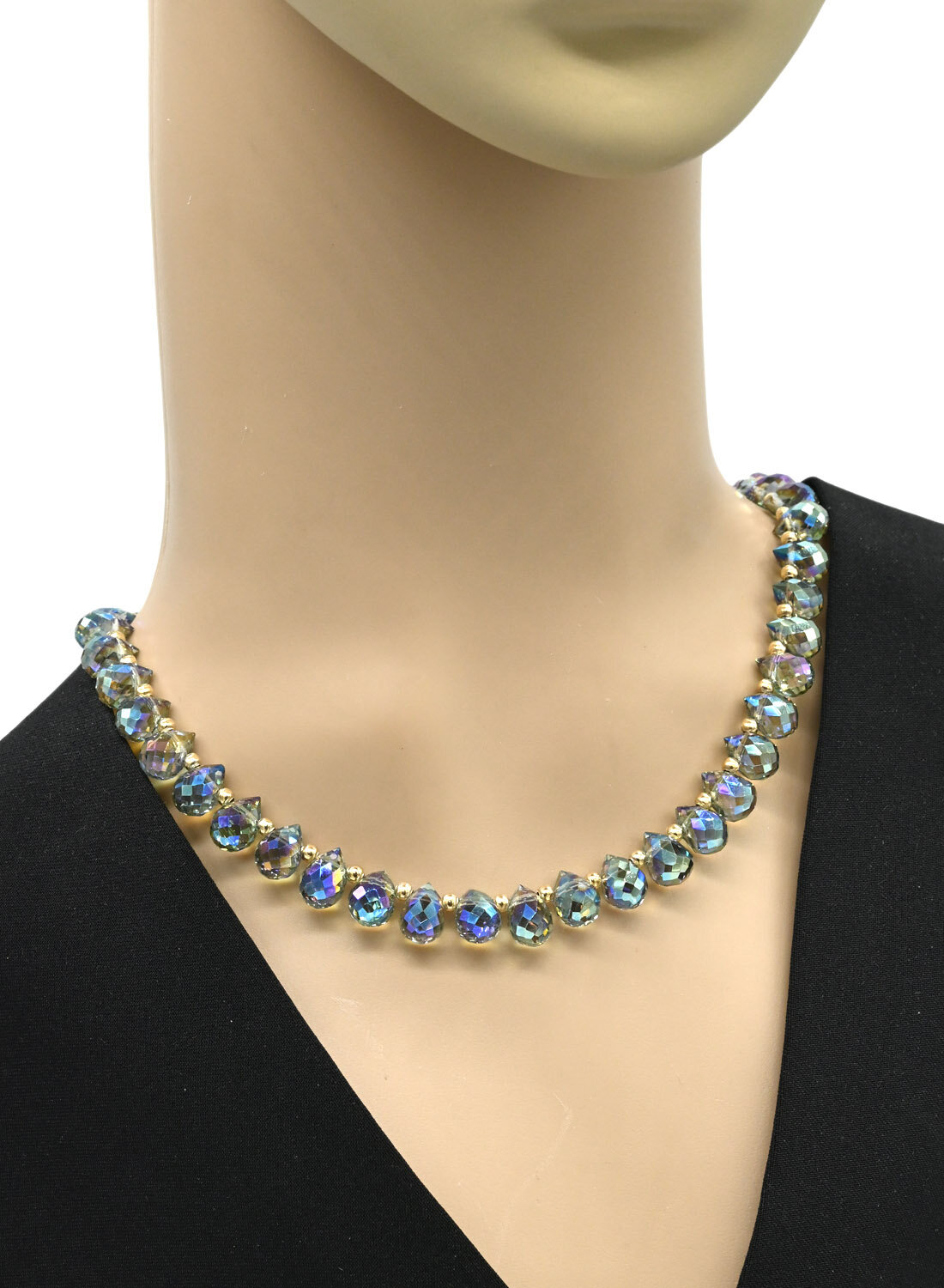 Бусы, циркон