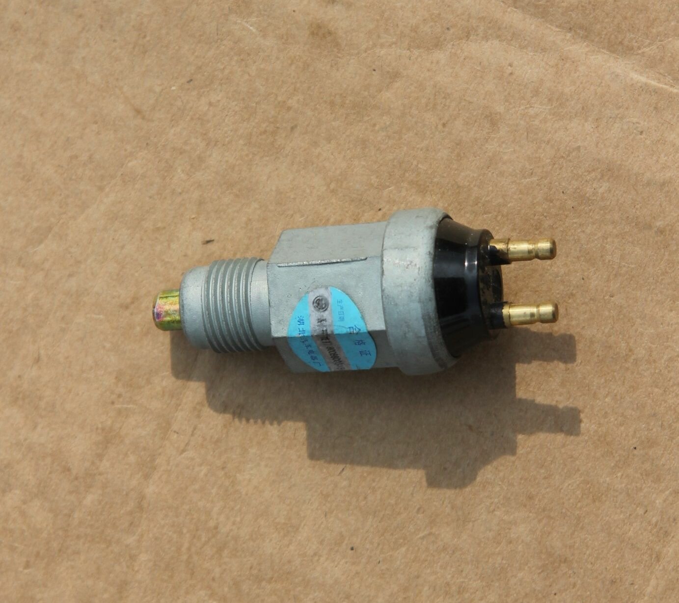 Датчик заднего хода JK236 37N-50150