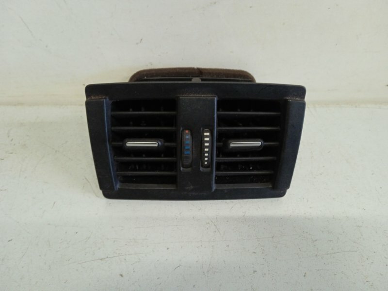 Б/У БМВ 1 F20/F21, BMW 2-серия F22/F23/F87 2013-2020 Дефлектор воздушный BMW 1-Series 2011-2019 F20/F21 Задн. 90170 BMW арт....