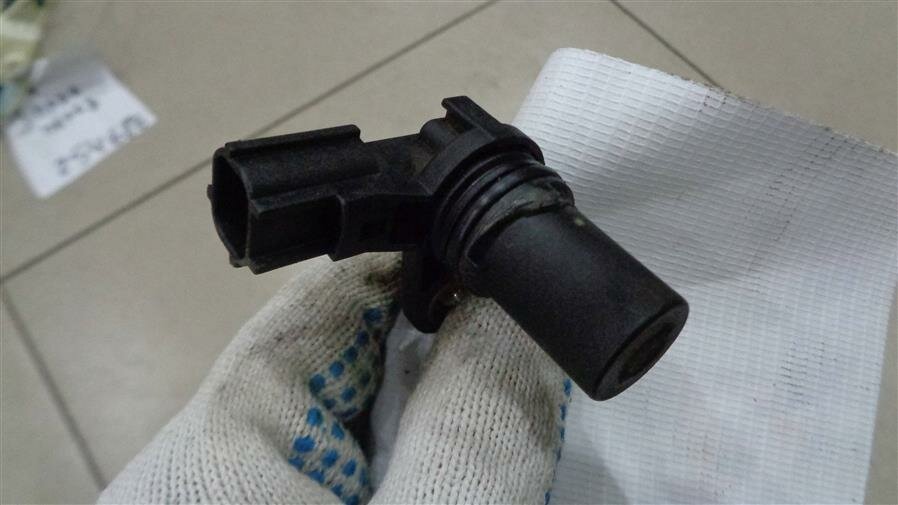 Датчик положения распредвала от Ford Focus 2 2004-2008