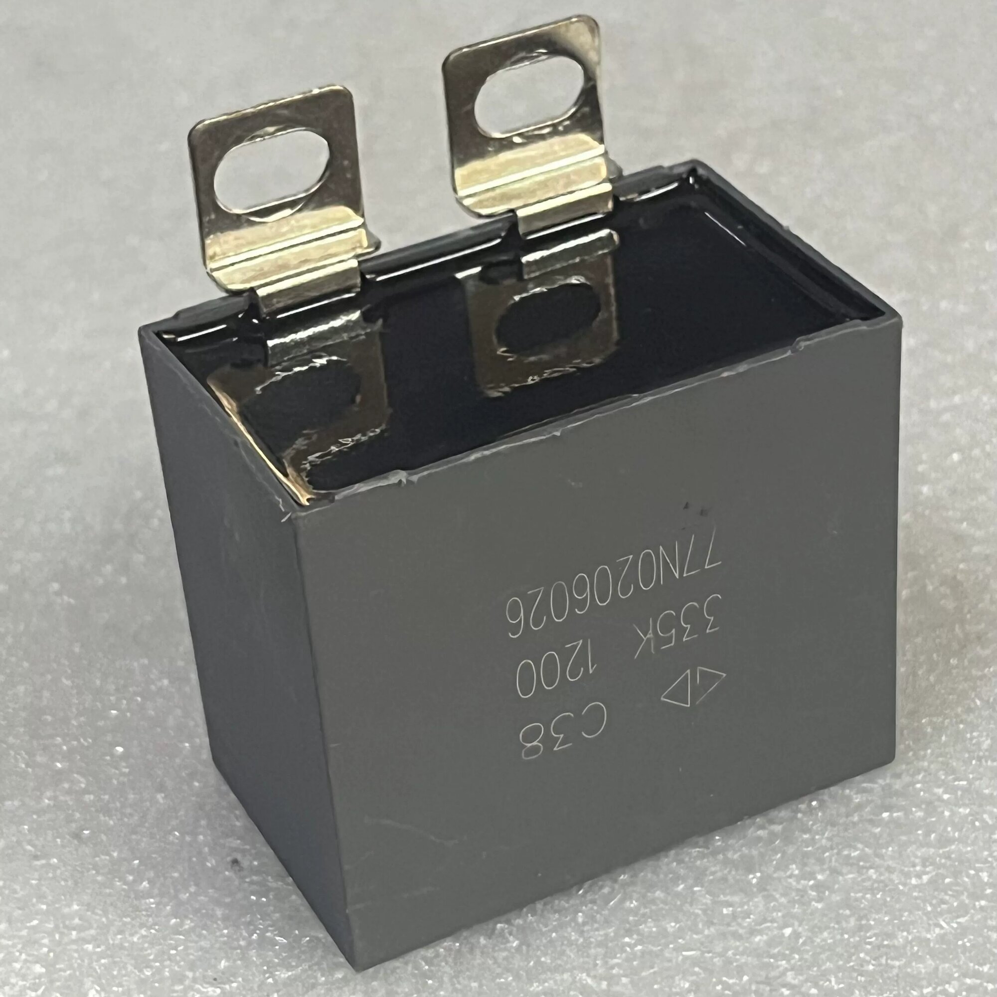 C38 3.3UF 335K 1200V DC IGBT конденсатор защиты 1шт цена