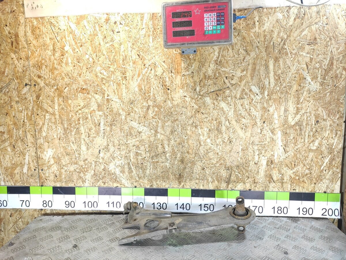 Рычаг задний продольный левый KIA Ceed 2007-2012 552701H000