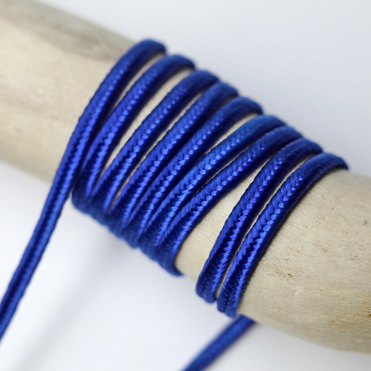 Сутаж/Шнур сутажный (моток 20 м) для изготовления украшений, 2 мм, синий