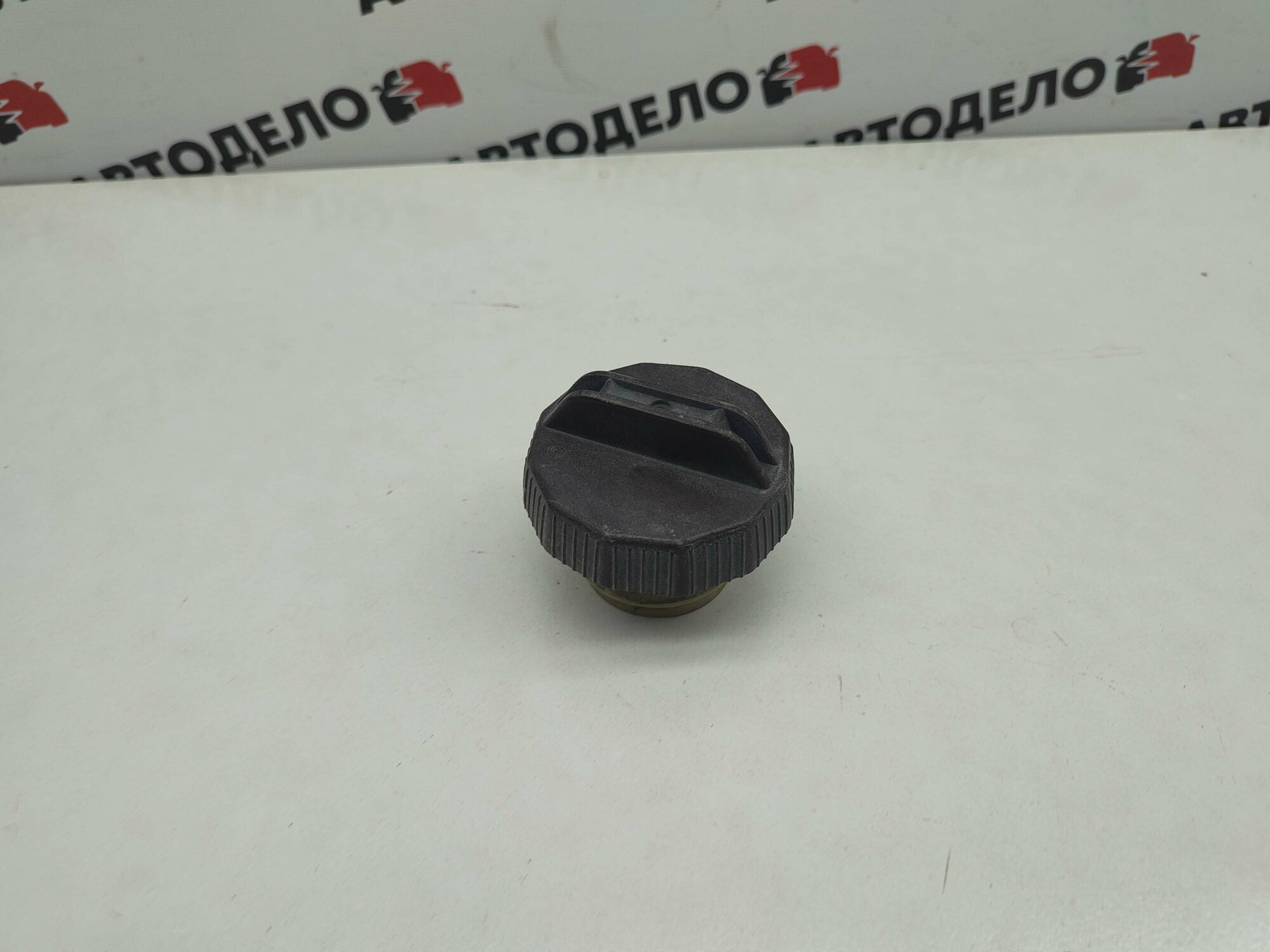 Крышка бензобака Mitsubishi Lancer 8 (CK2A) 99г