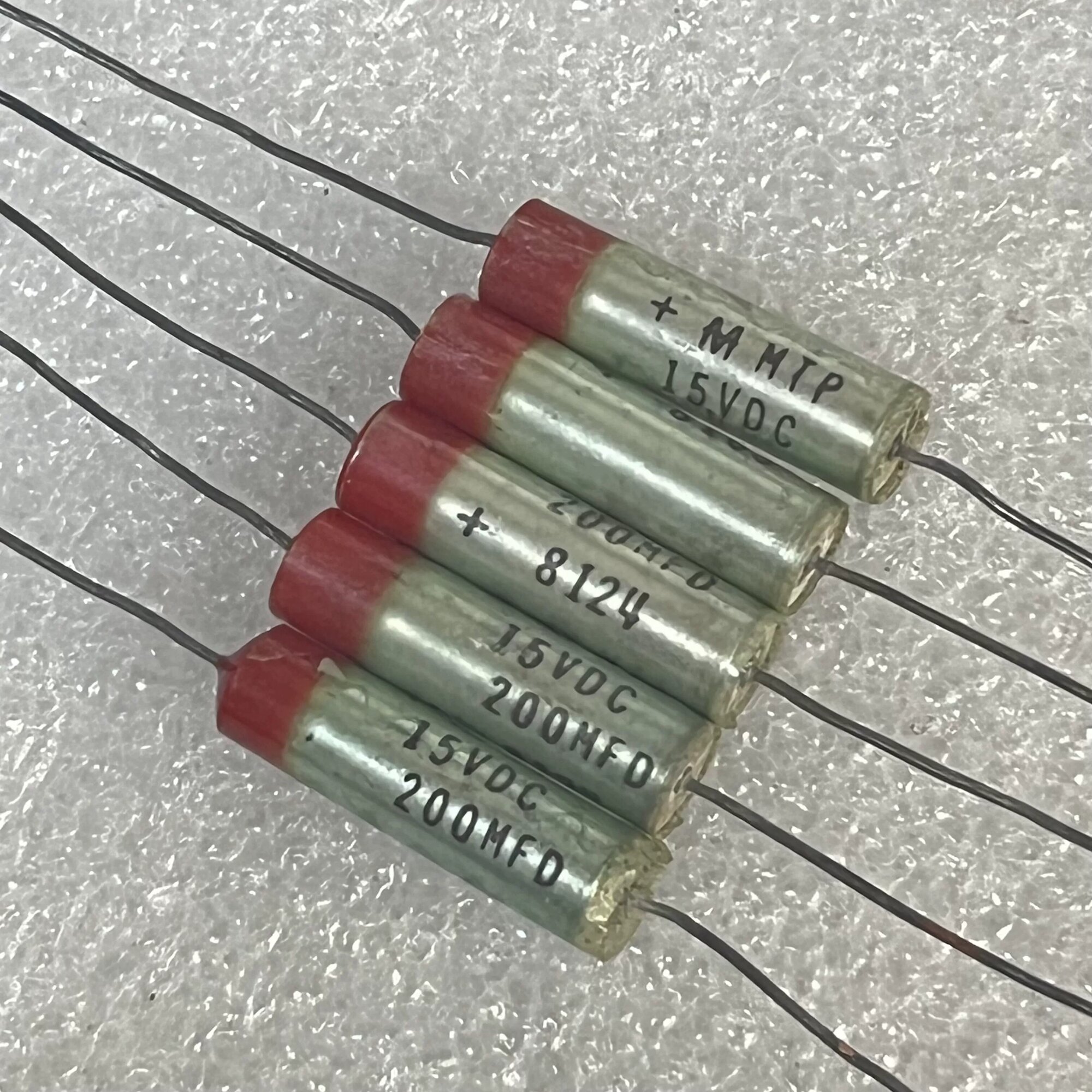 MALLONY MTP серии 15V 200UF аудио серебряные танталовые конденсаторы 1шт цена