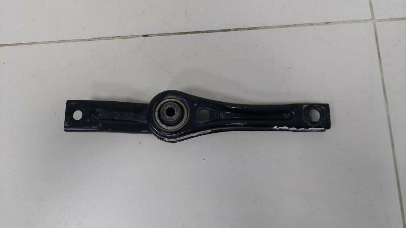 Опора двигателя задняя Skoda Octavia A7 2013 кат.номер: 5Q0199855AG