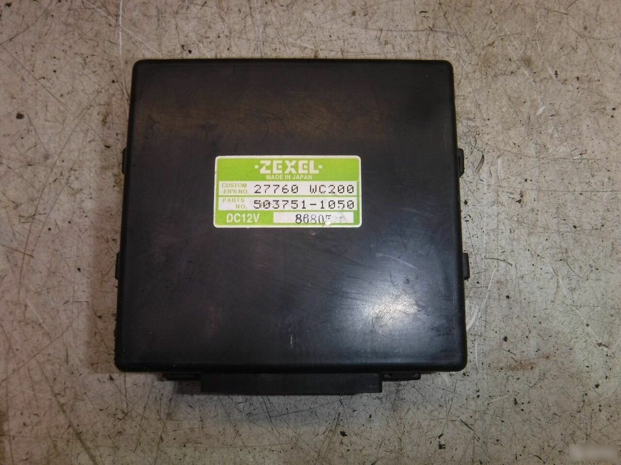 Блок электронный Nissan Wingroad Y10 (1996—1999) 5037511050 27760WC200