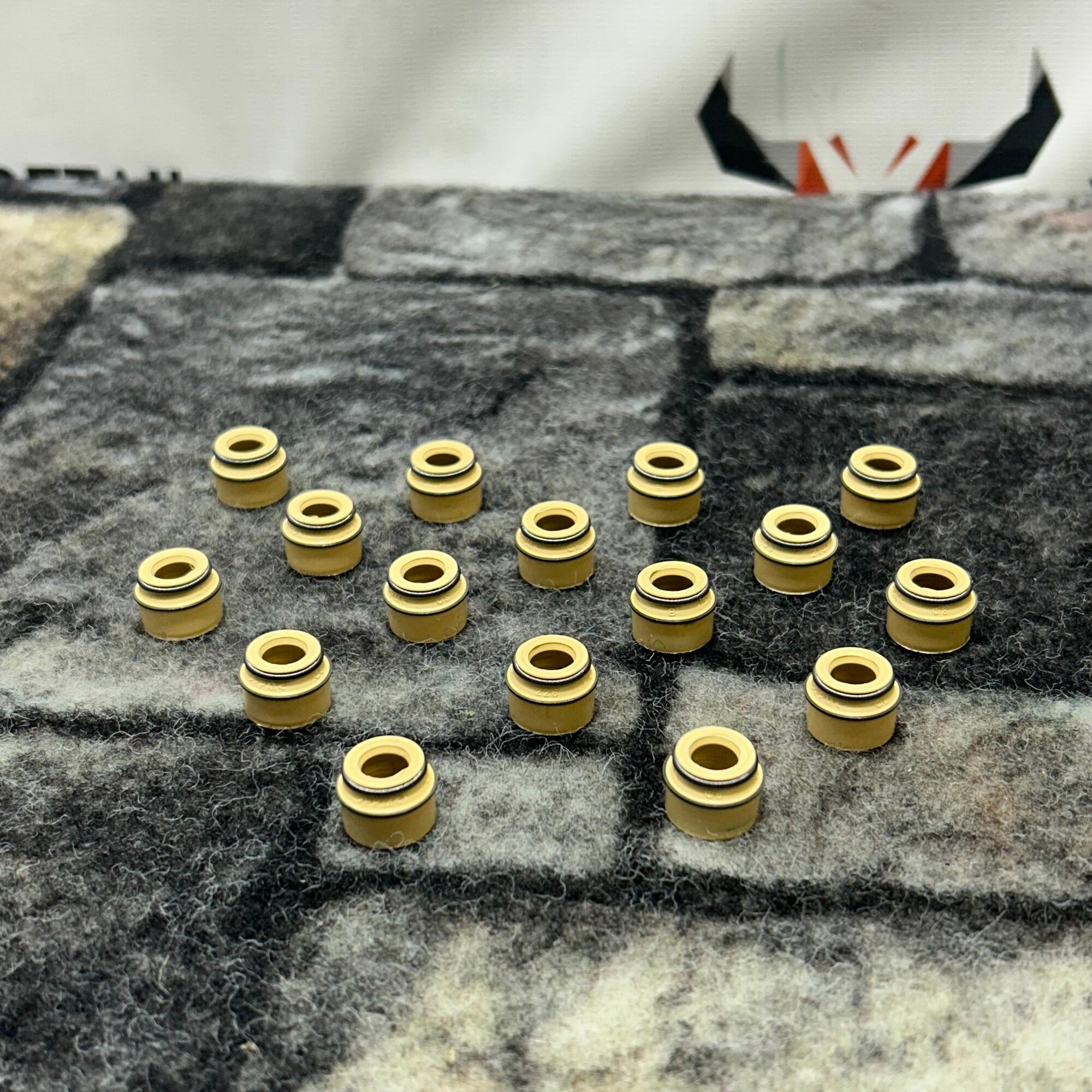 Колпачки маслосъемные (маслоотражательный) комплект дв. ЗМЗ-405, 406, 409 (16 шт.) Газель, Соболь, Лада арт. 406.3906601