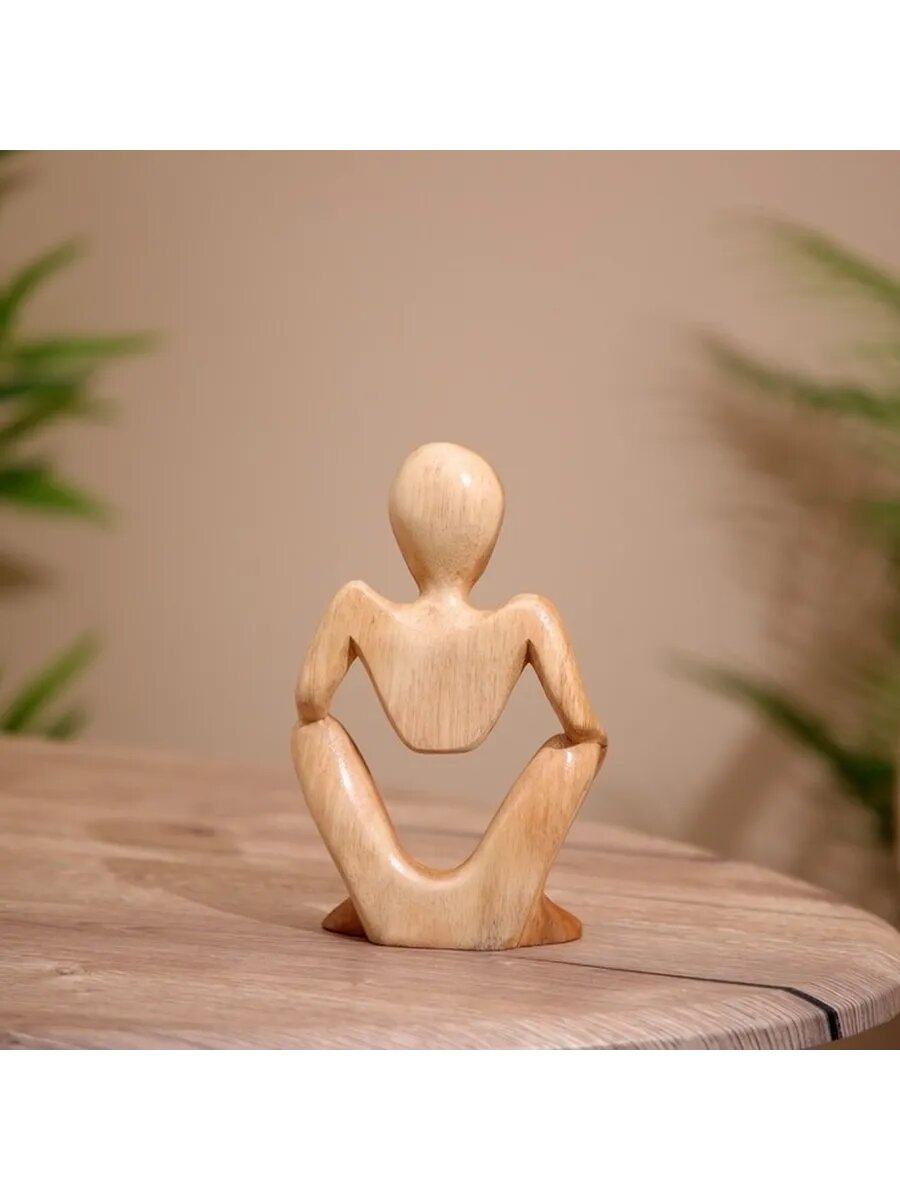 Стильная деревянная абстракция для интерьера