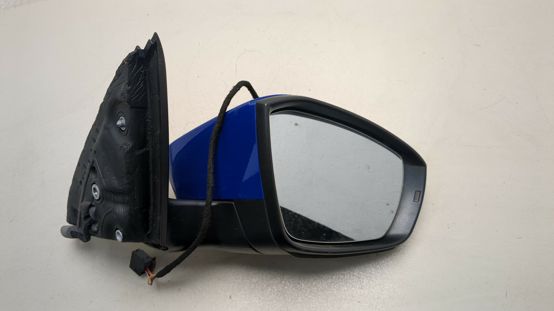 Зеркало боковое правое Skoda Octavia (A7) Б/У