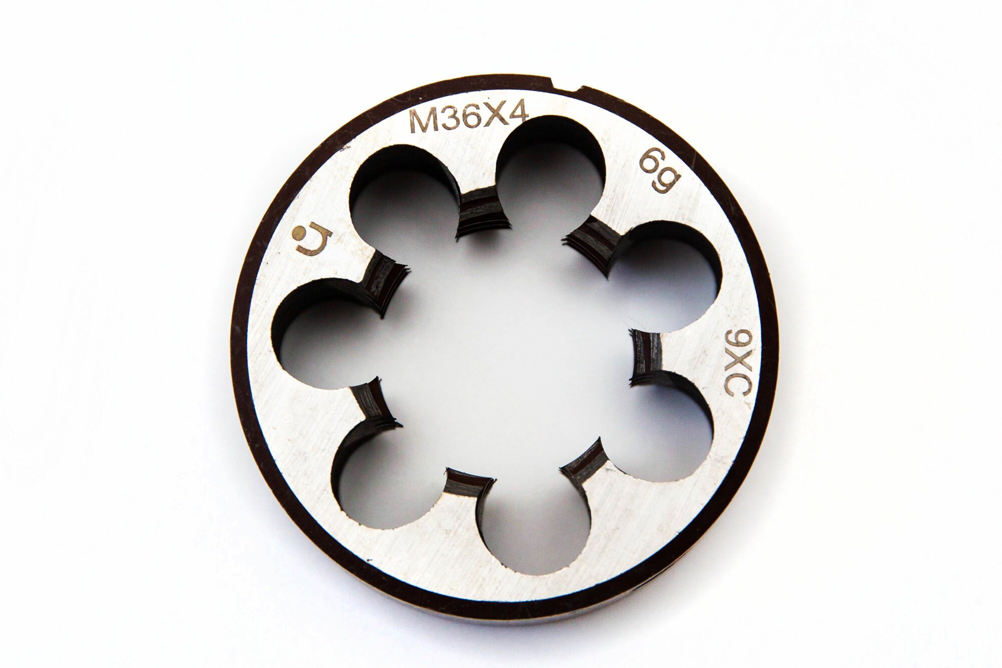 Плашка круглая для метрической резьбы М24х3,0 9ХС (Инреко)