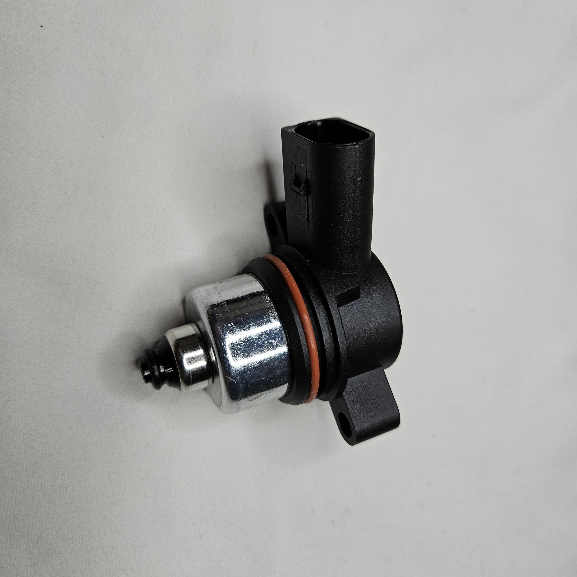 Клапан сброса компрессора пневмоподвески BMW F01 F02 F04 F10 F11 G11 G12 F15 F16 G32